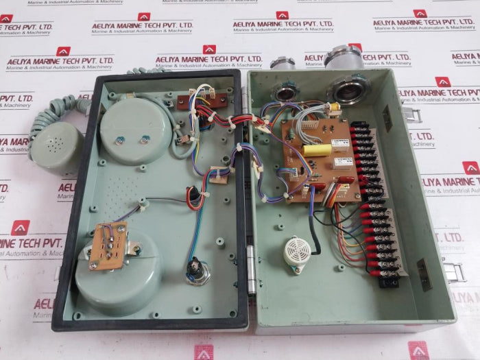 Hanshin Hcw-300 Common Battery Telephone E0108009700X – Aeliya Marine