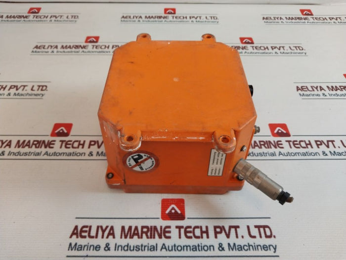 Hbc Radiomatic 18-30V Dc Radio Remote Control – Aeliya Marine
