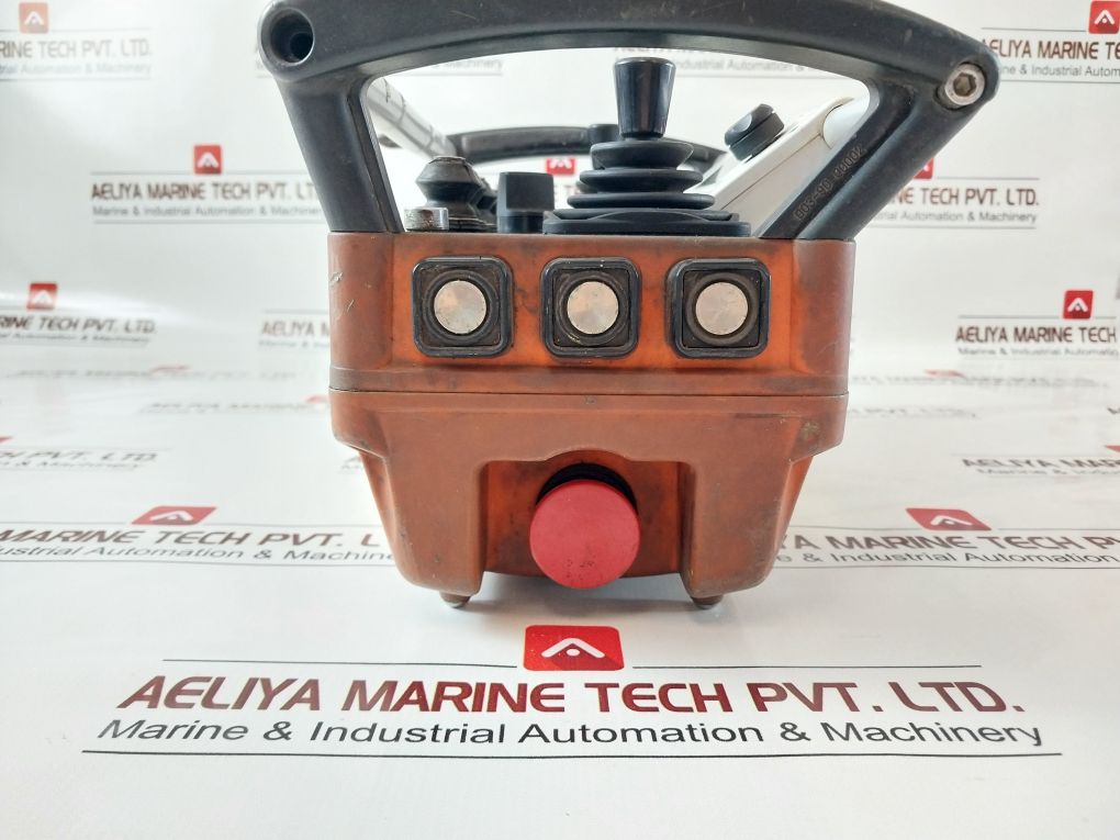 Hbc Radiomatic Spectrum-3 Crane Remote Control – Aeliya Marine