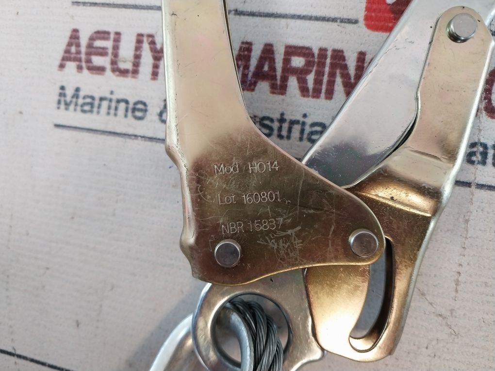 Hercules Nbr15837 Double Steel Cable Lanyard With Connectors – Aeliya ...