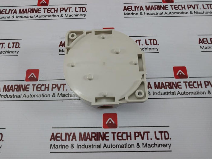 Hochiki Mbb-1/Sbb-1 Marine Mounting Back Box With Gland – Aeliya Marine