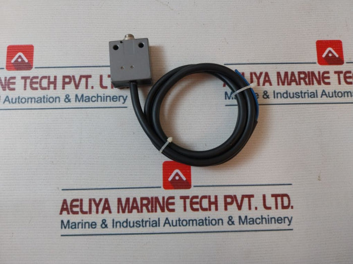 Honeywell 14Ce1-1 Pin-plunger Limit Switch 5A-250V – Aeliya Marine