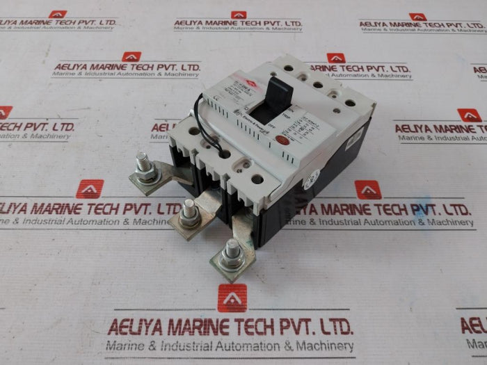 Hpl Tab-2 Moulded Case Circuit Breaker 250A 50/60 Hz 800 Vac 01900738 ...