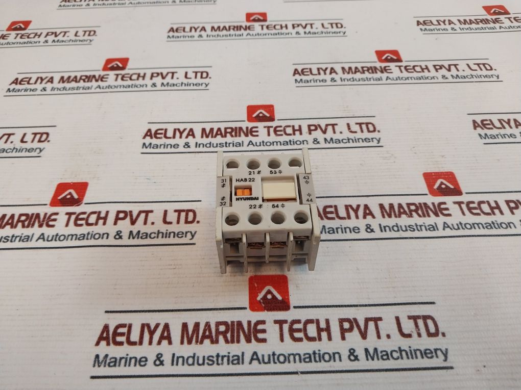 Hyundai Hab 22 Auxiliary Contact Block 660V Awg14 – Aeliya Marine