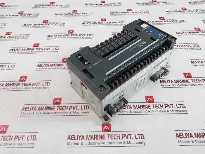 Idec Izumi Pfa-1C24R Programmable Controller 4K E2Prom – Aeliya Marine