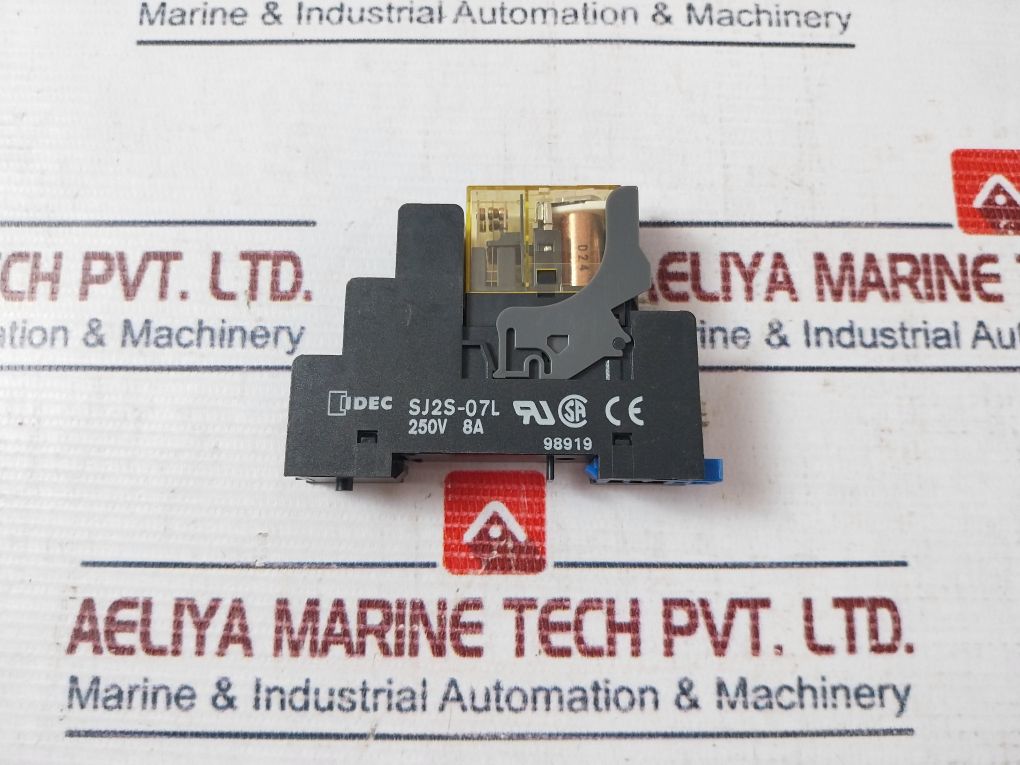 Idec Rj2S-cl-d24 Relay With Socket Sj2S-07L – Aeliya Marine