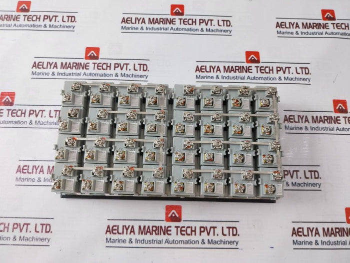 Idec Slc30N Signaling Light Control Module – Aeliya Marine