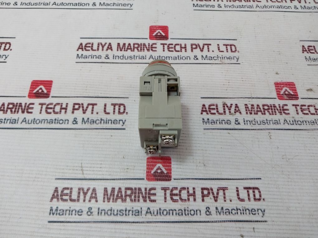 Idec Upqw1B16-w Indicator Pilot Light Control Unit 100/110V 50-60Hz ...