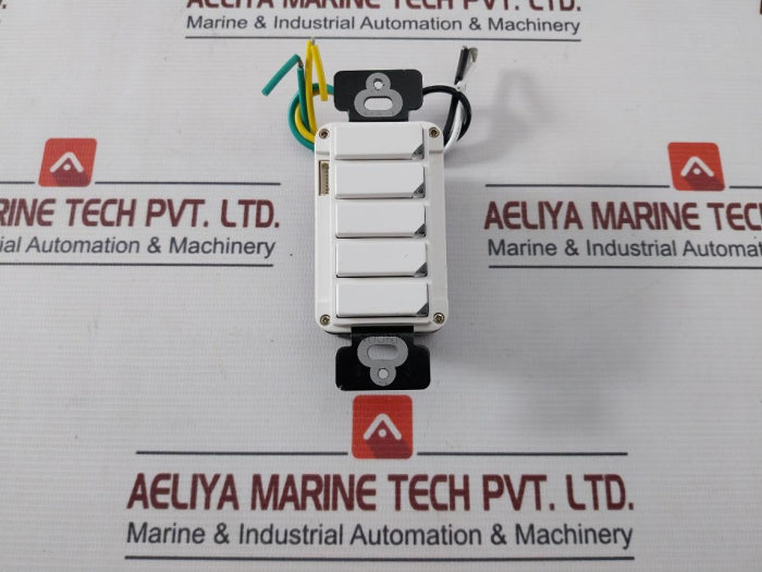 Inncom Wall Switch 120Vac 60Hz 3.5A 400â€¯W – Aeliya Marine