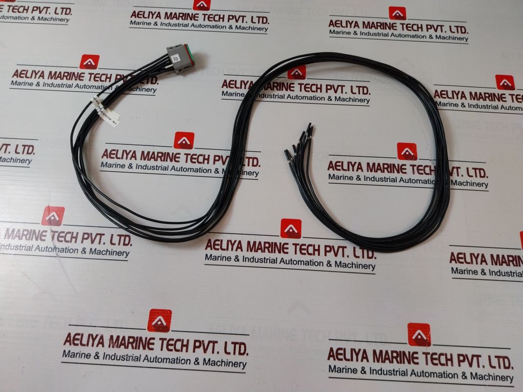 J2 Plug 124-1034 Cable – Aeliya Marine