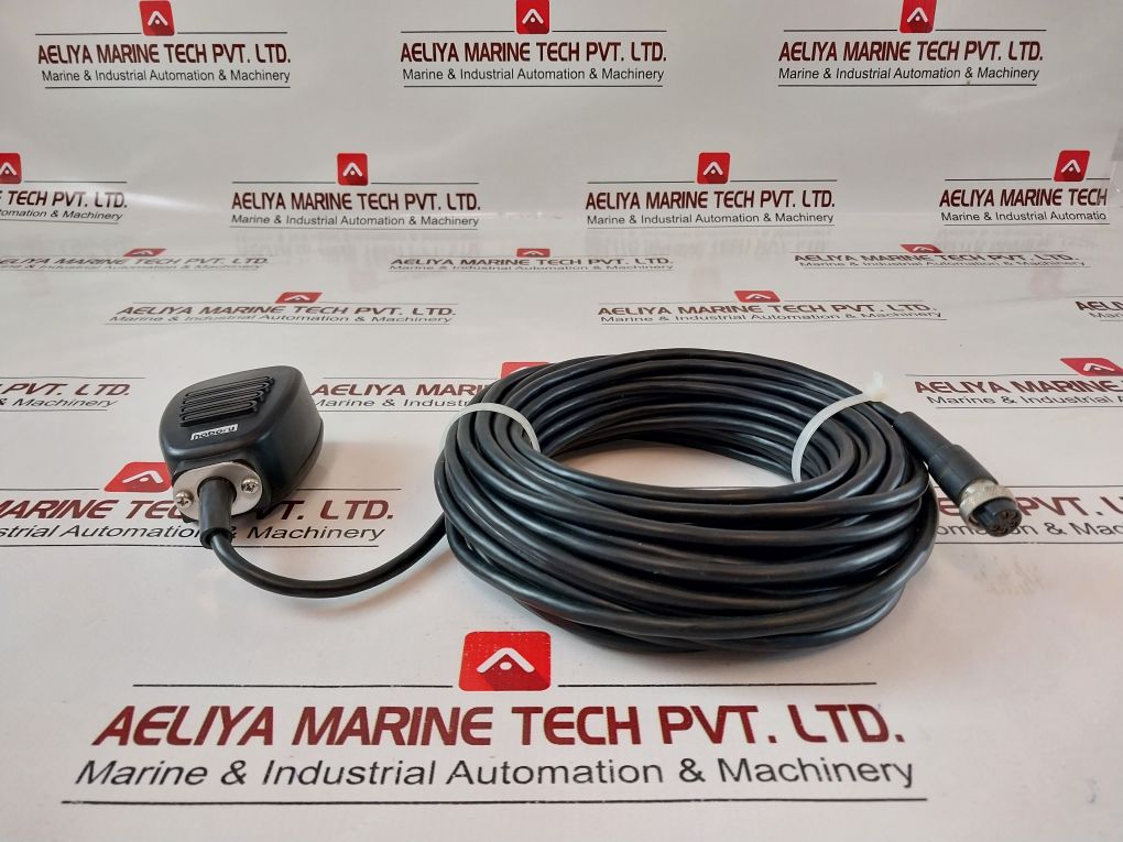 Jrc Nvt-210 Dynamic Microphone With 10 Meter Cable – Aeliya Marine
