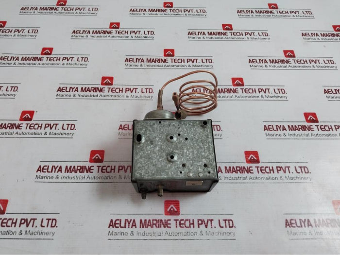 Johnson Controls P70Ca-1 Low Pressure Controller 208/240Vac 125Va, 120 ...