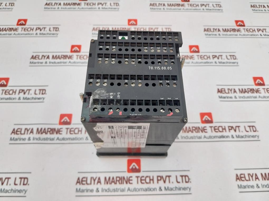 Jumo Dicon 500 Temperature Controller – Aeliya Marine