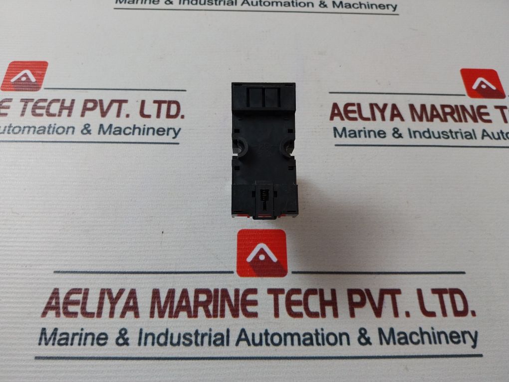 Kacon Hr705-4Pl Relay With Base 5A 250Vac 30Vdc – Aeliya Marine
