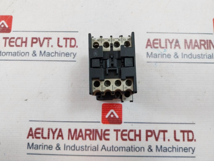 Klockner-moeller Dil R 22 Contactor Relay 240V 60Hz – Aeliya Marine