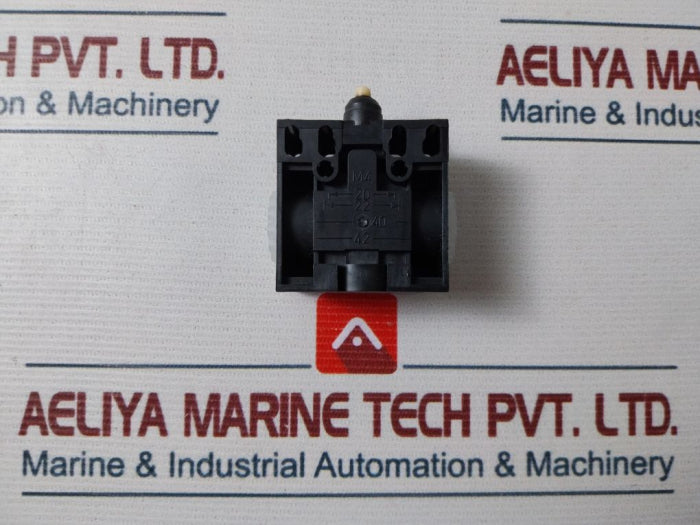 Klockner Moeller At0-11-1-ia Limit Switch – Aeliya Marine