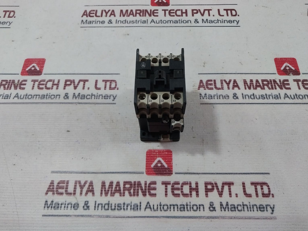 Klockner Moeller Dil R22 Auxiliary Contactor Relay – Aeliya Marine