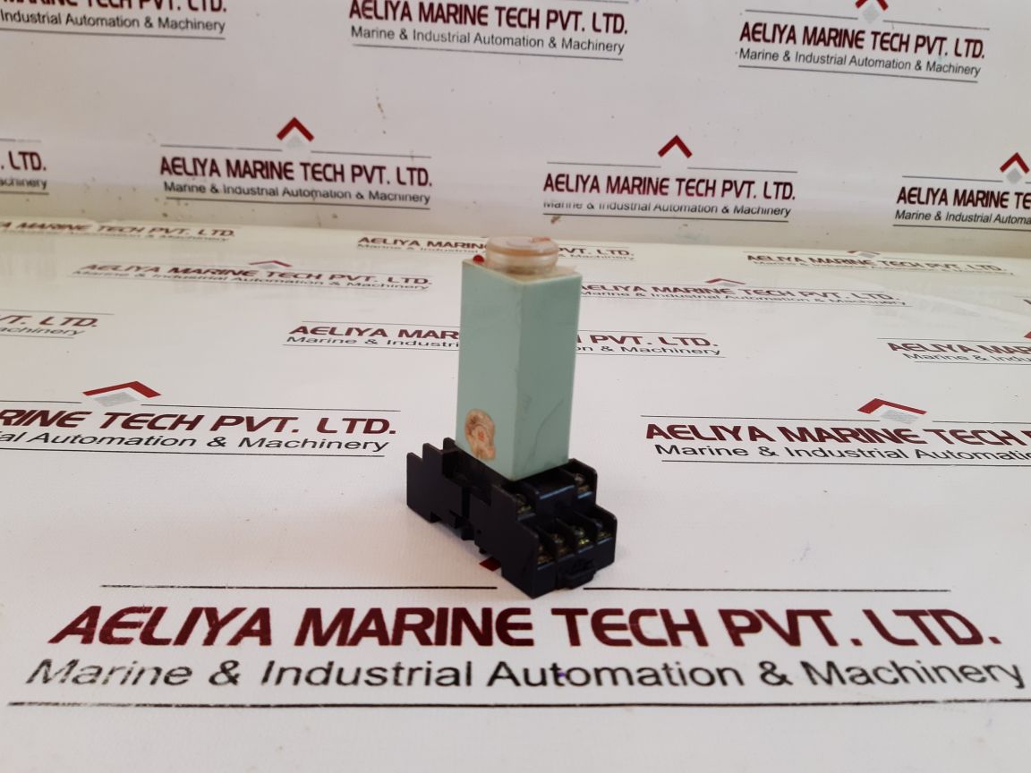 Kun Hung Ktm-1M Timing Relay 0 To 30 Sec With Socket Base – Aeliya Marine