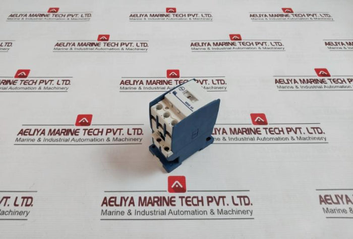 Larsen & Toubro Mnx 40 Switchgear 3 Pole Power Contactor 110V 50Hz 11 ...