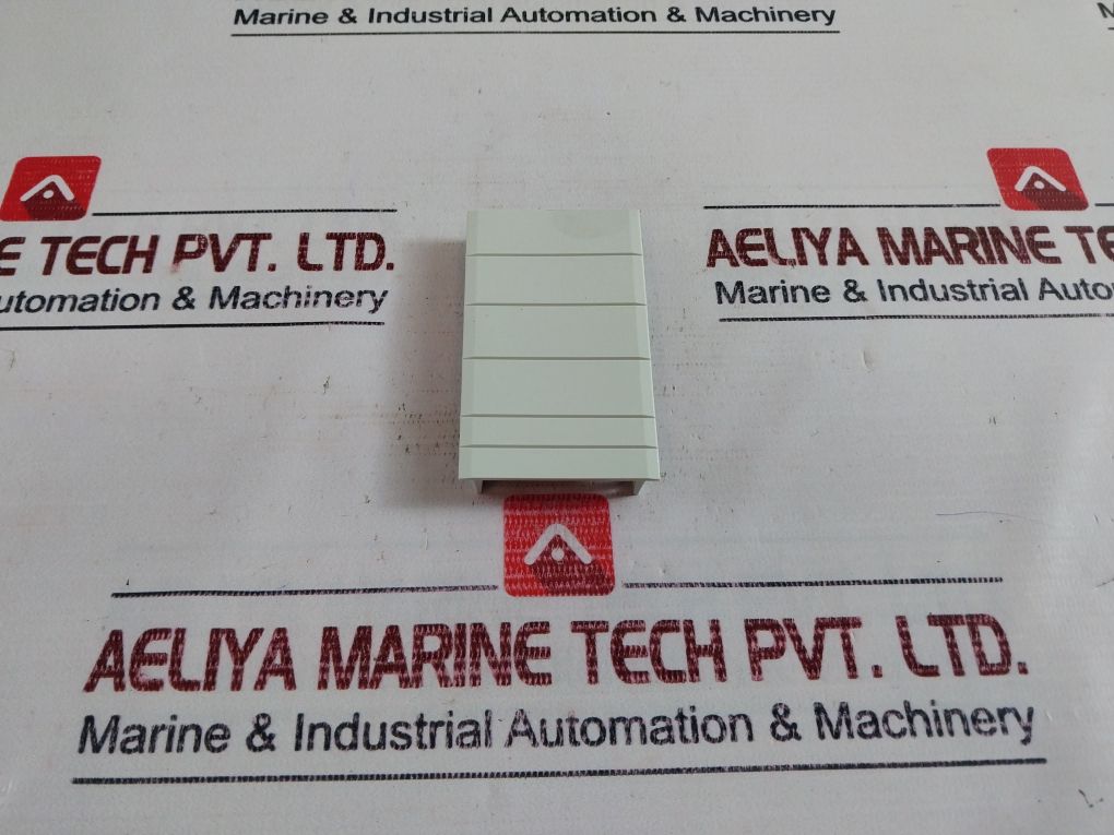 Lot Of 2X Merlin Gerin 68991 5 Pole Blanking Plate – Aeliya Marine