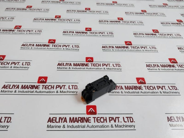 Lot Of 4X Omron Pyf08A-e Relay Base Socket Max 7A250V 5A250V 0837W2 ...