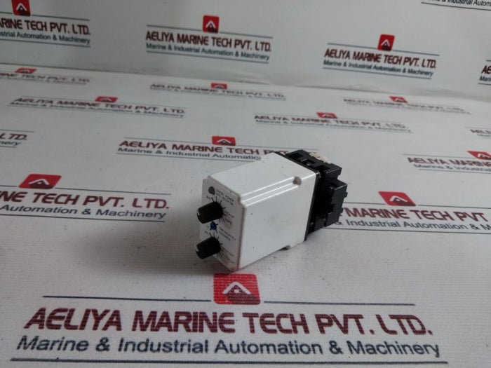 Macromatic Cokp05A28 Current Monitor Relay With Socket 70170-d – Aeliya ...
