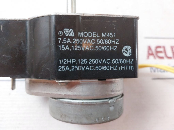 Mallory M451 Timer Switch 124025 25A 250Vac 50/60Hz – Aeliya Marine