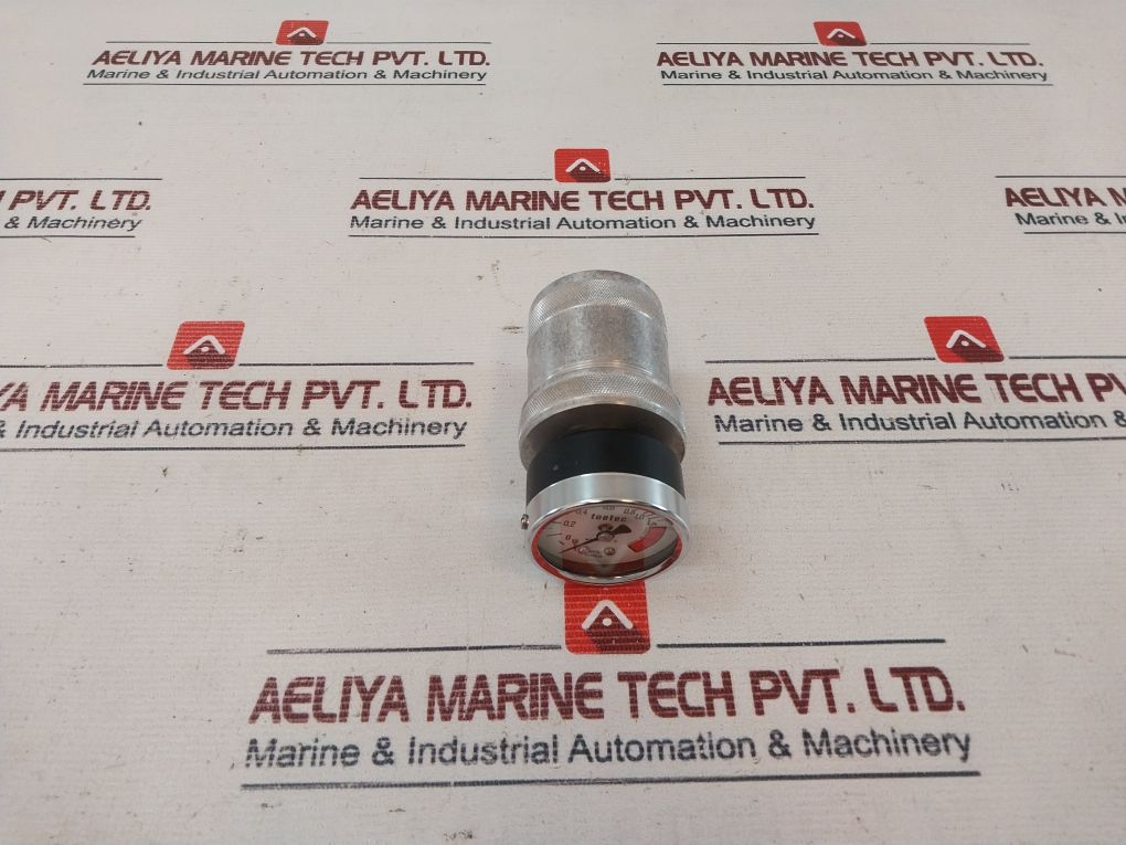 Mar-tec 0-1,24 % Pressure Gauge – Aeliya Marine