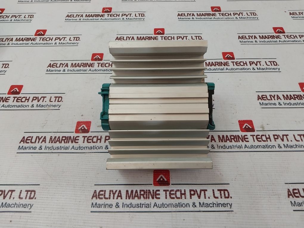 Mastervolt 83007021 Battery Isolator 5-50 Vdc 70A – Aeliya Marine Tech ...