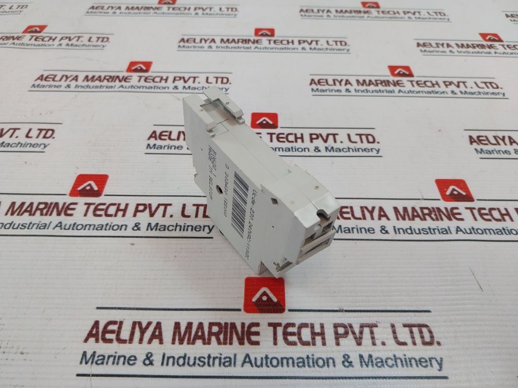 Merlin Gerin 15500 Relay 230-240Vac/110Vdc – Aeliya Marine