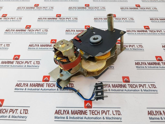 Merlin Gerin Mch-m 685763 Motor Mechanism 240V-60Hz-180 Va – Aeliya Marine