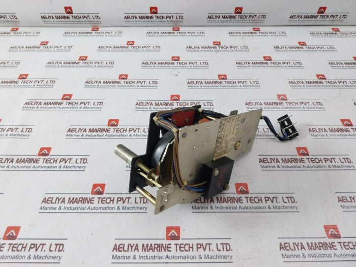 Merlin Gerin Mch-m Motor Mechanism 240V-60Hz-180Va 10A At 240V Ac 685 ...