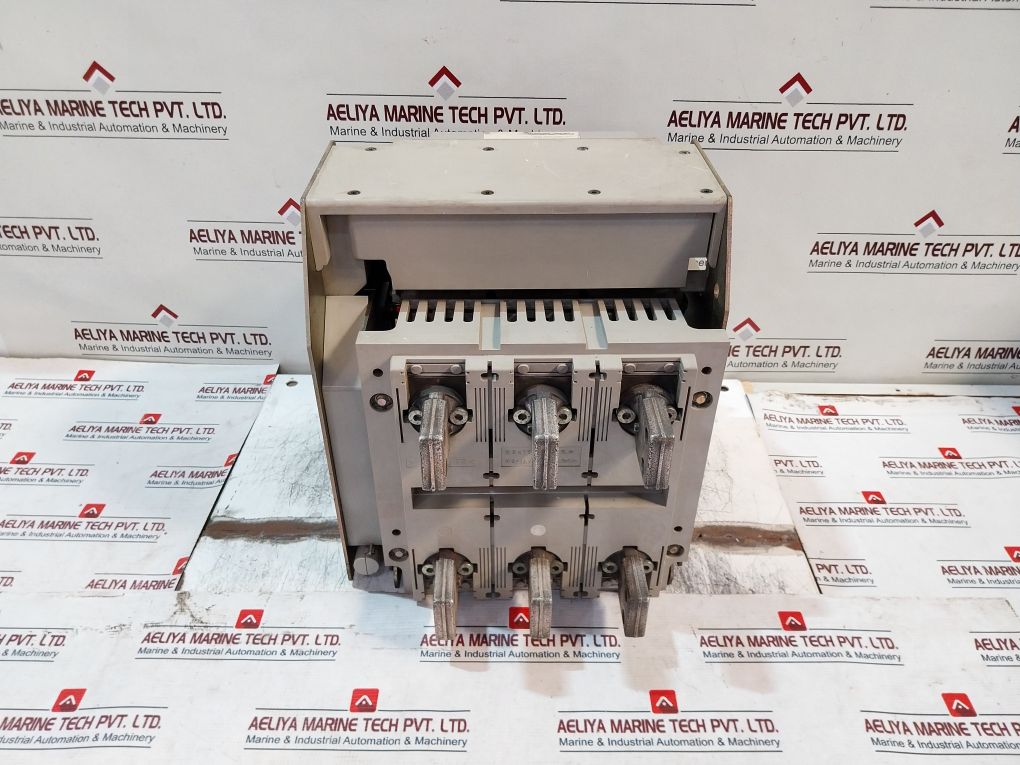 Merlin Gerin Nt16 H1 Circuit Breaker Micrologic 2.0A 1600A – Aeliya Marine