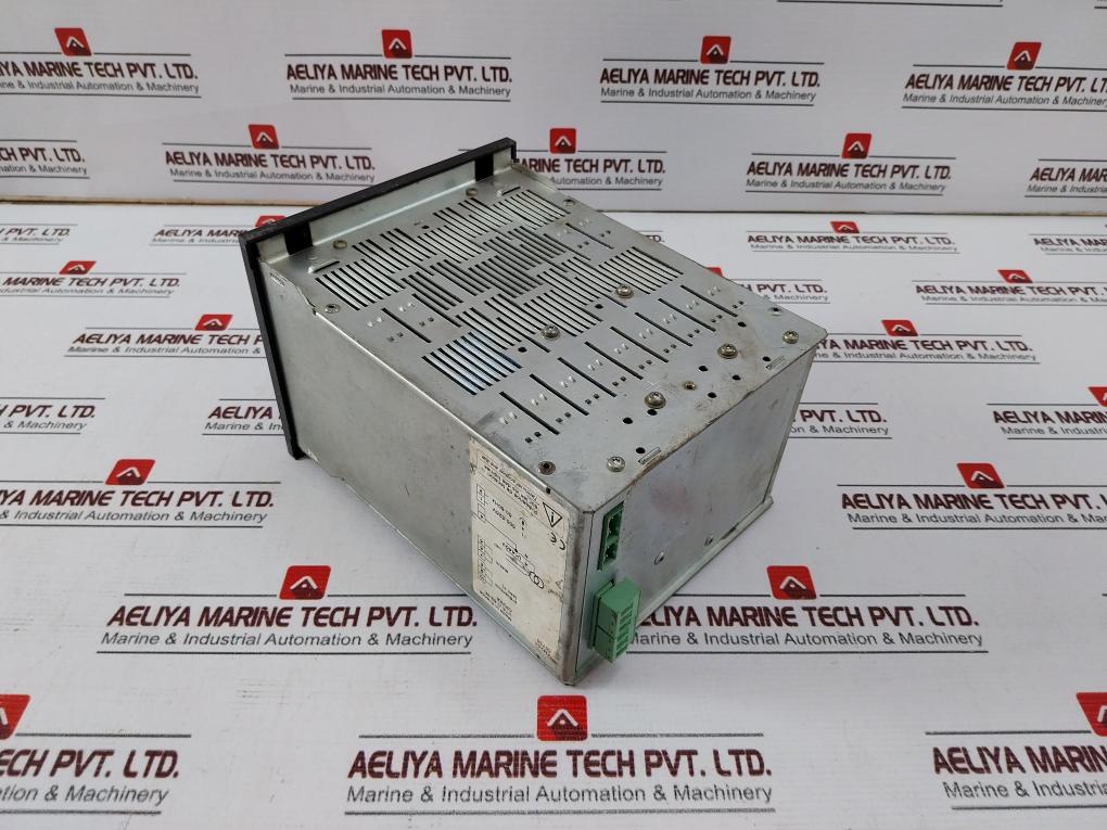 Merlin Gerin Xm200 Vigilohm System 500-525V 50-60Hz – Aeliya Marine