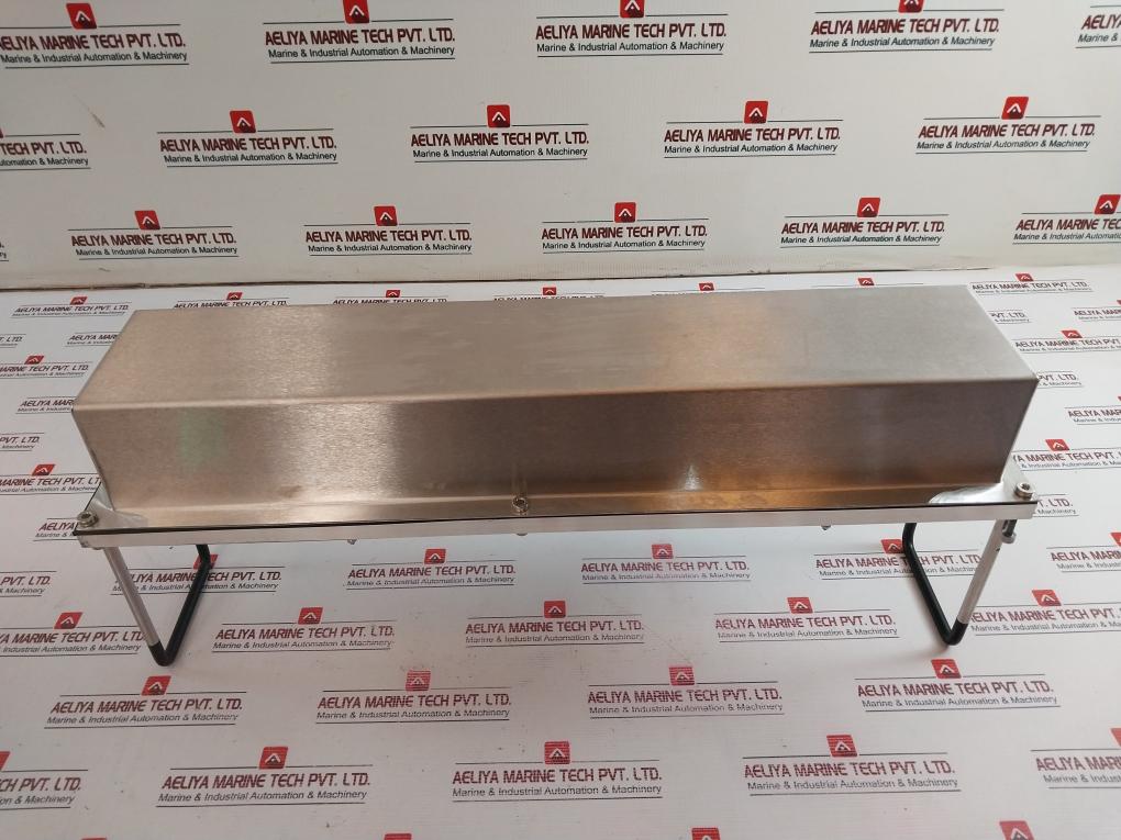 Micromass 700002978 Iss A-55742 Lid Assembly – Aeliya Marine