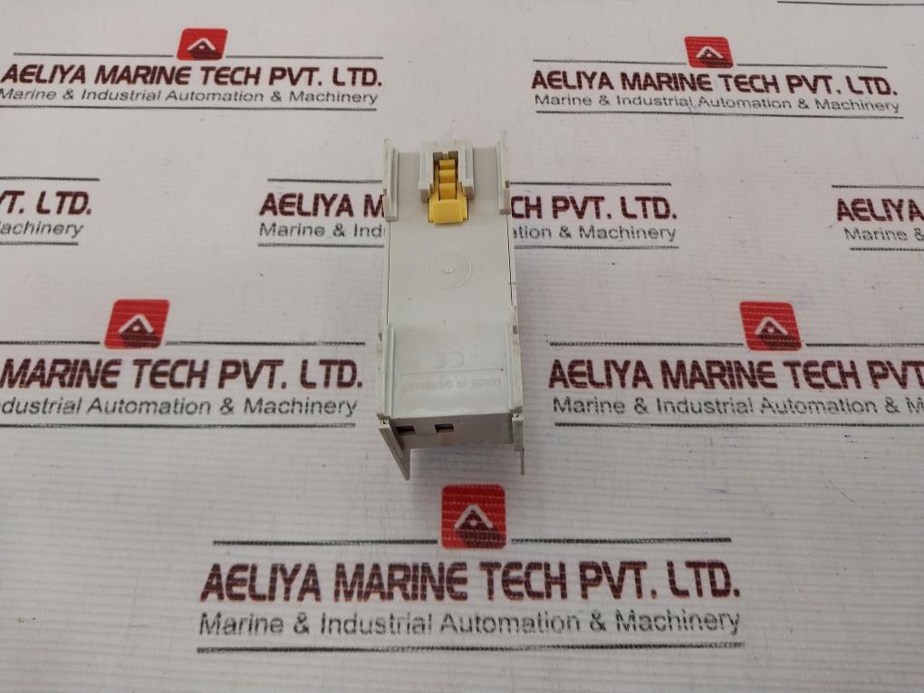 Microrex D21 Digital Time Switch 230V 50/60Hz – Aeliya Marine