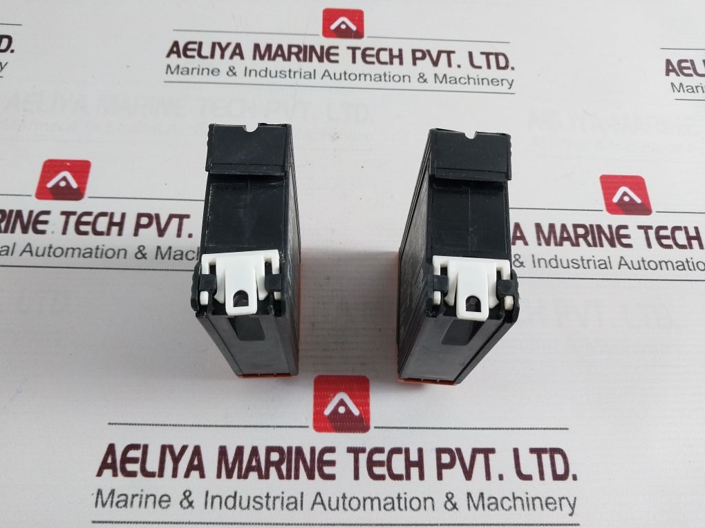 Minilec D1Etm1 Multifunction Timer 24-240 Vac/Dc – Aeliya Marine