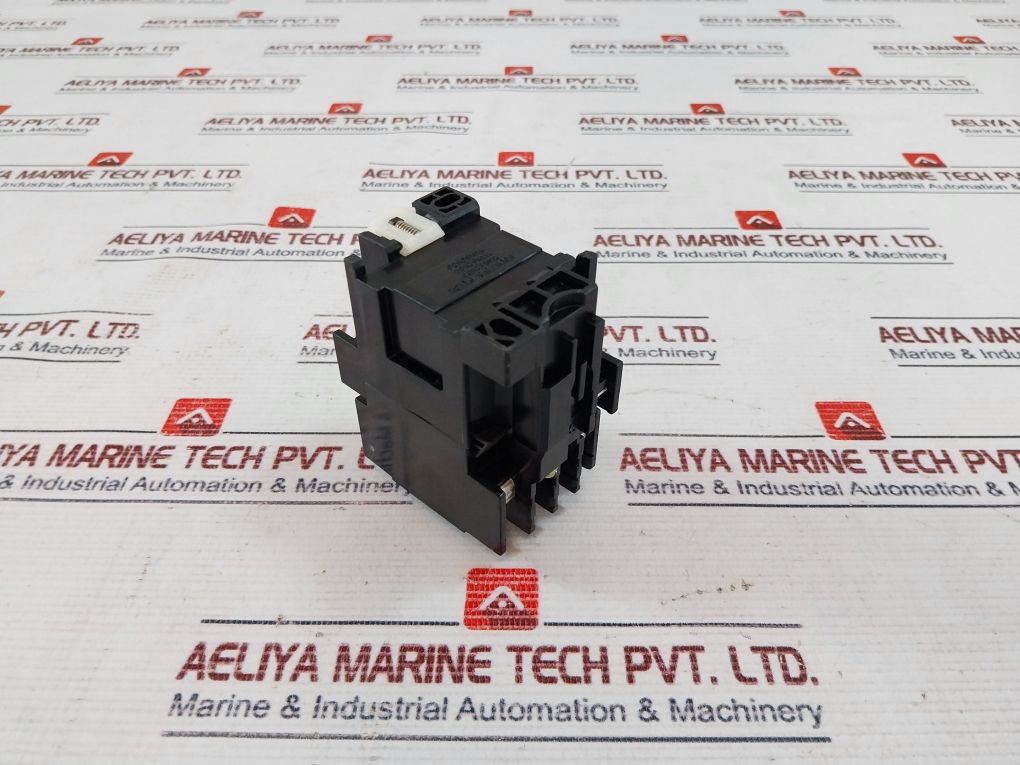 Mitsubishi Electric S-k11 Contactor 20A Bs 5424-1 – Aeliya Marine