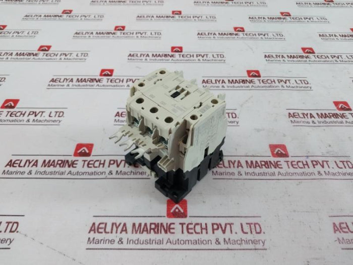Mitsubishi Electric S-t35 Ac Magnetic Contactor 100-127V 50/60Hz – Aeliya Marine