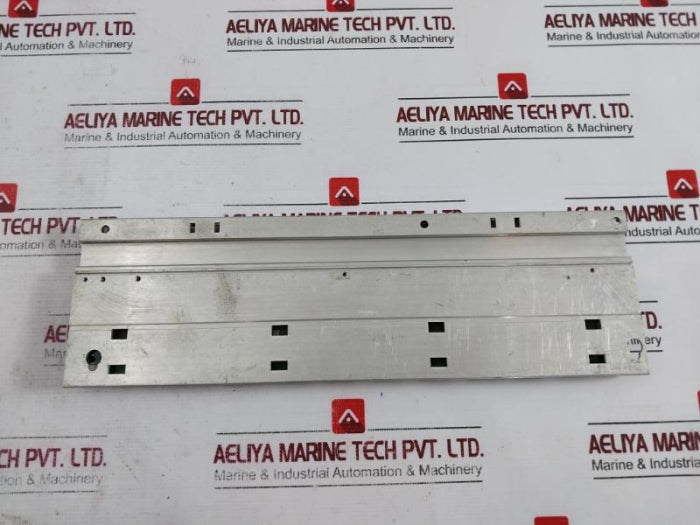 Mitsubishi Q68B Extension Base Unit Bd992C239H01 – Aeliya Marine