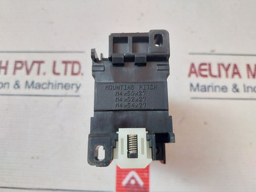 Mitsubishi Sr-k6 Contactor 440V 60Hz – Aeliya Marine
