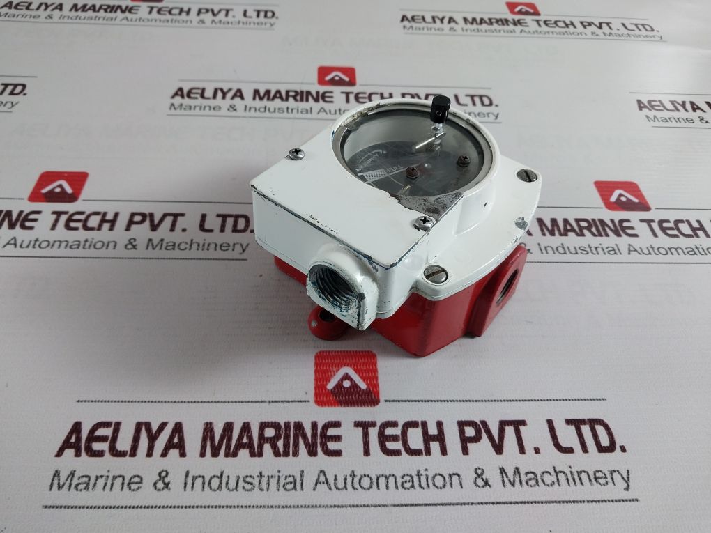 Murphy Liquid Level Switch Gauge – Aeliya Marine