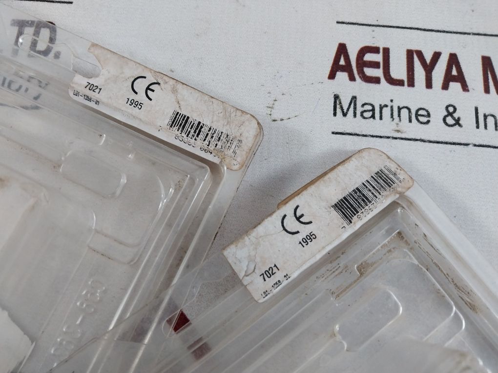 Notifier Iso-x Fault Isolator Module 15-32Vdc – Aeliya Marine