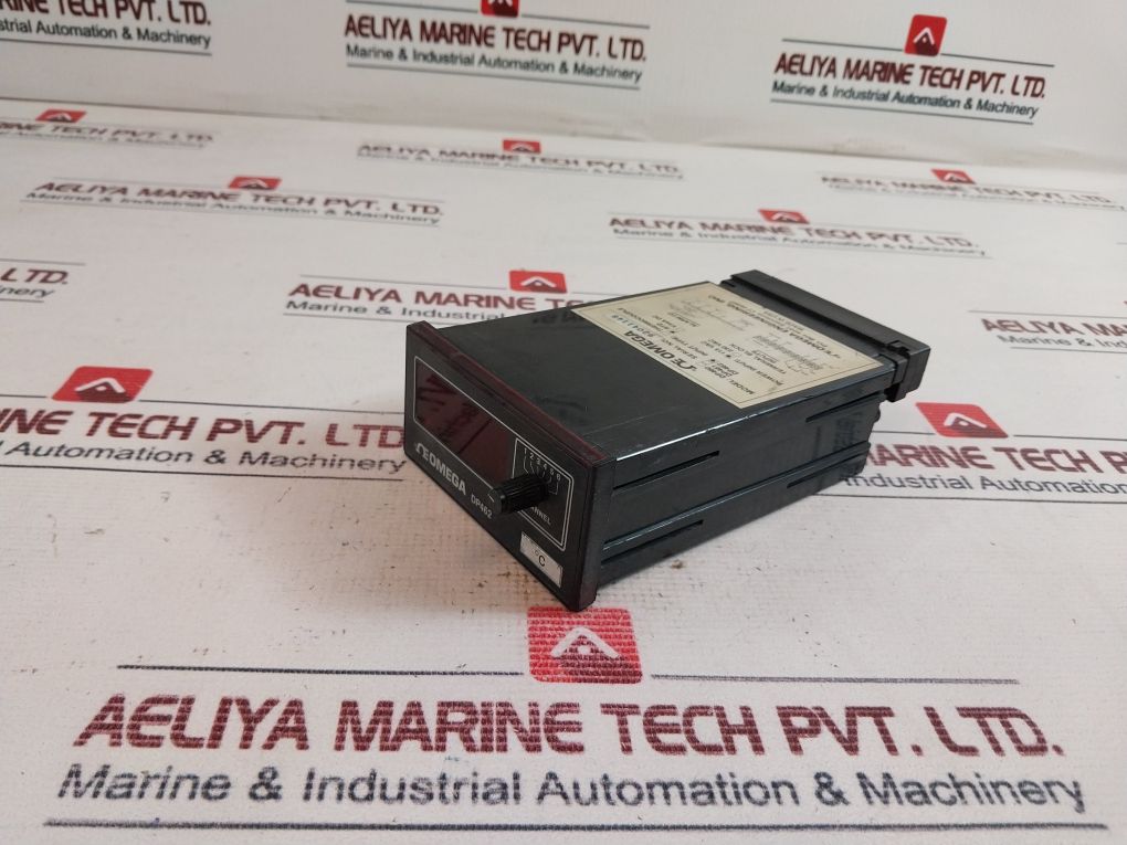 Omega Dp462 Digital Panel Thermometer – Aeliya Marine