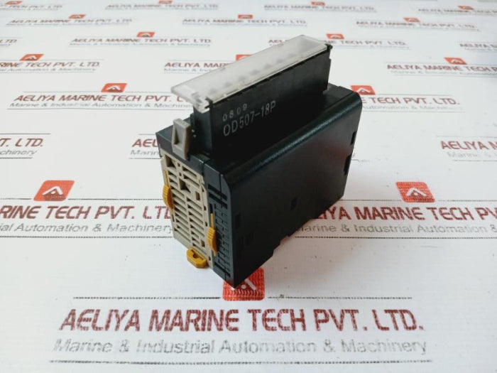 Omron Cj1W-da08C 8 Point Digital Analog Output Unit Dc24V 0.17A ...