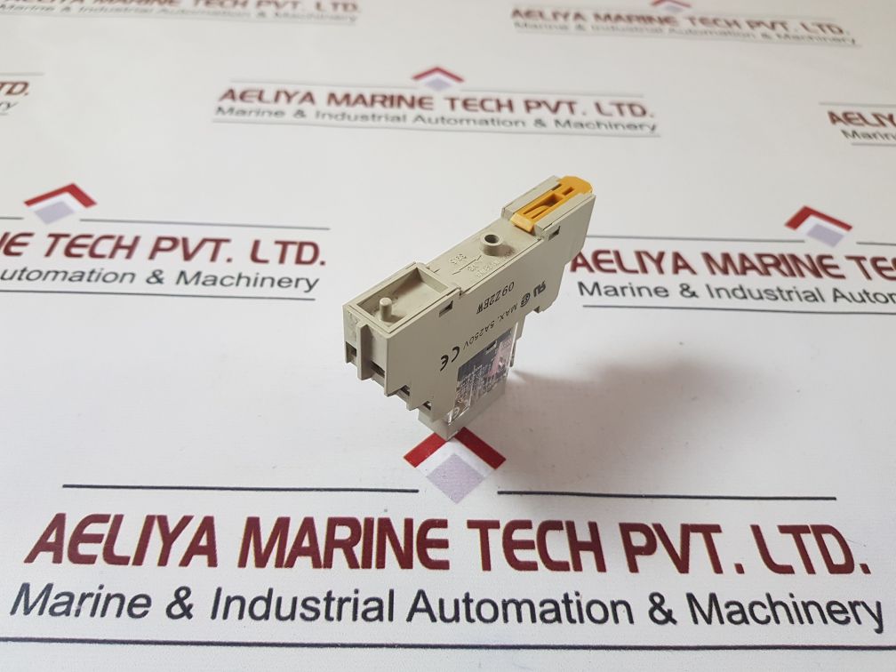 Omron G2R-2-sni(S) Relay With Socket – Aeliya Marine