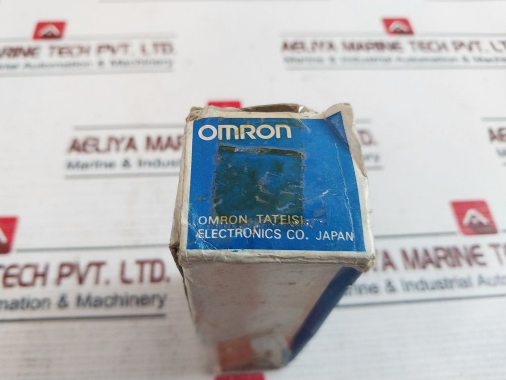 Omron M2Pa-701 Lighted Pushbutton Switch Lamp Max 28V/1.2W – Aeliya Marine