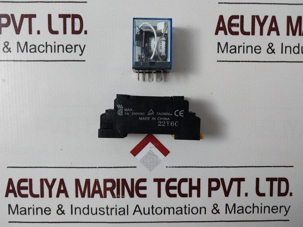 Omron My2N-j Relay With Pyf08A-e Socket 5A 250Vac – Aeliya Marine