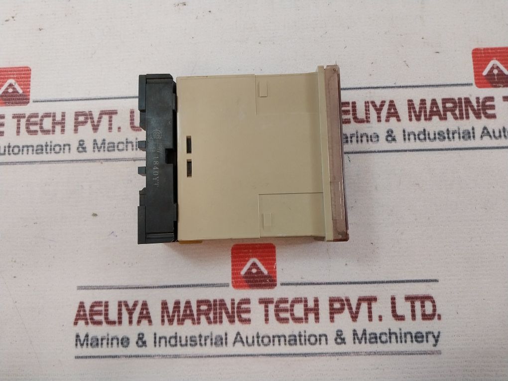 Omron Sao-r1N Current Sensor 250V – Aeliya Marine