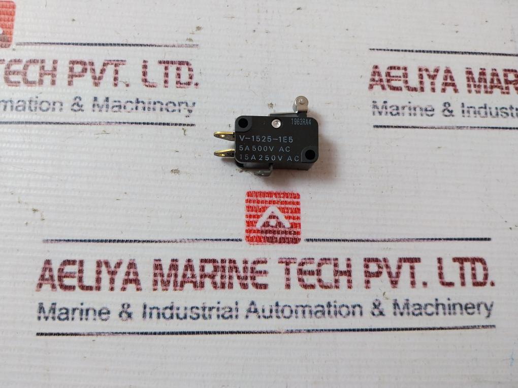 Omron V-1525-1E5 Roller Lever Micro Switch Kit – Aeliya Marine